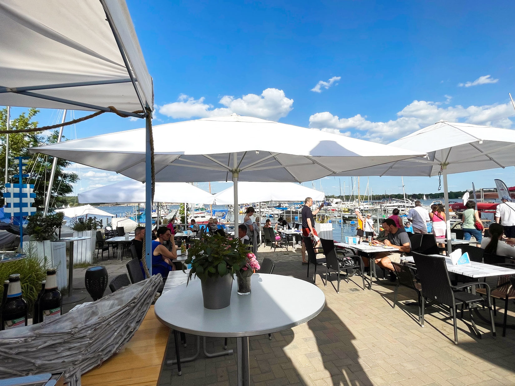 BOOTSHAUS BOLLE - RESTAURANT - BAR - EVENTLOCATION - Am Großen Wannsee ...